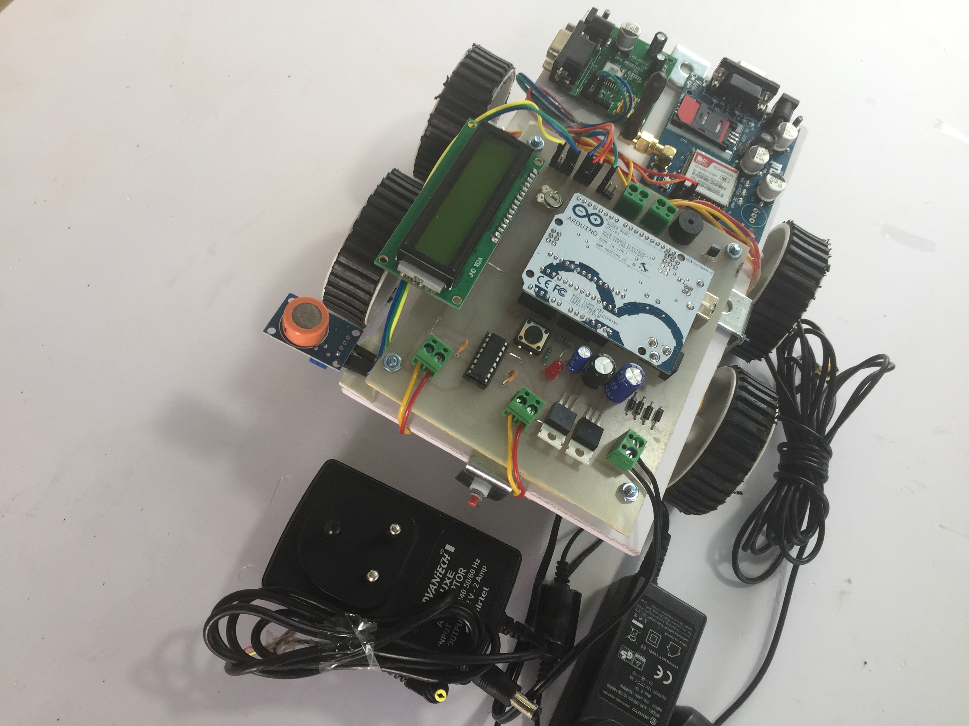 AUTOMATED ALCOHOL DETECTION AND ACCIDENT DETECTION VEHICLE - Electrosal