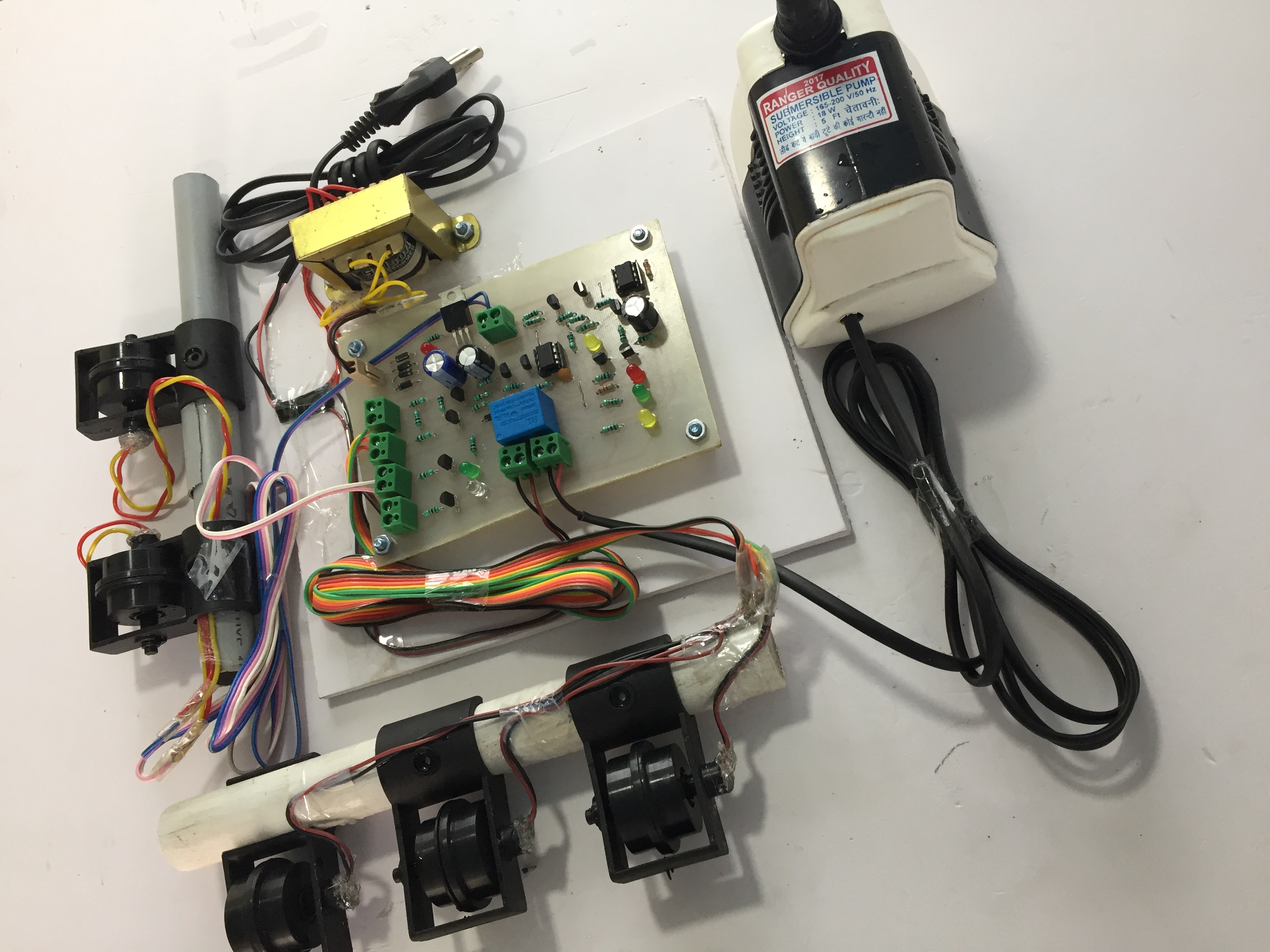 Water level motor controller using Timer 555 IC - Electrosal