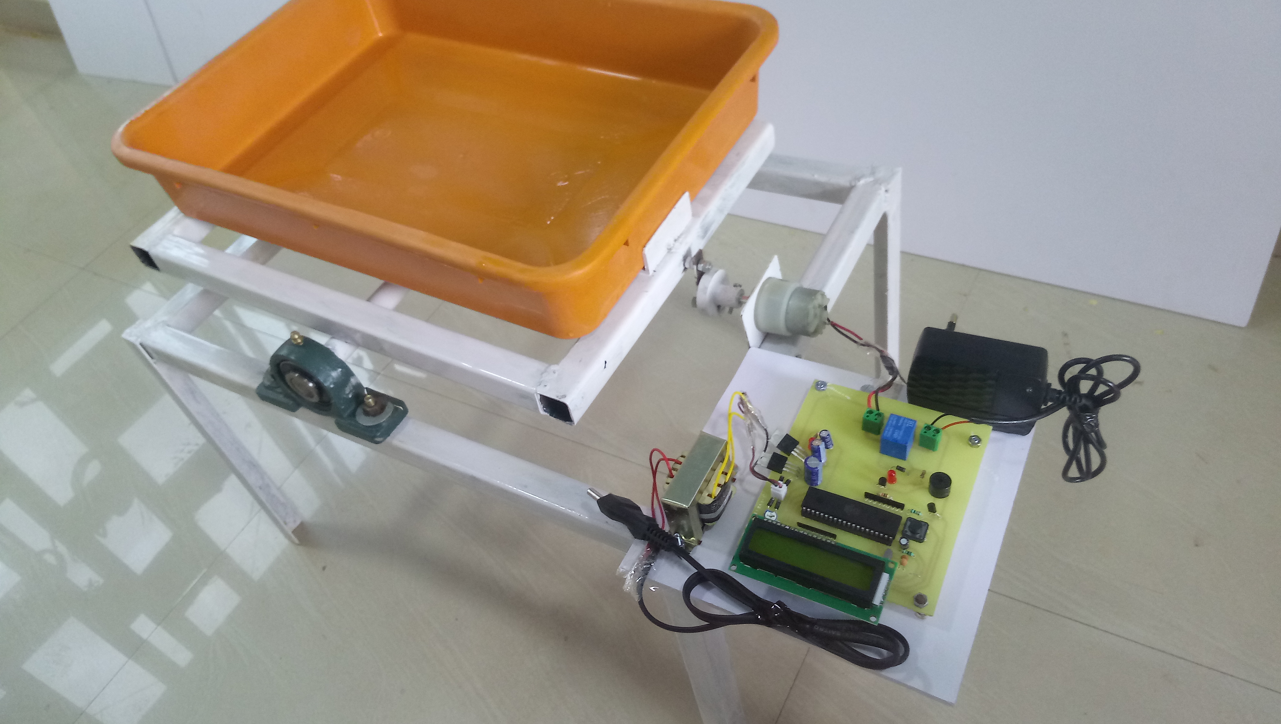 SMALL SCALE AUTOMATIC ETCHING MACHINE - Electrosal