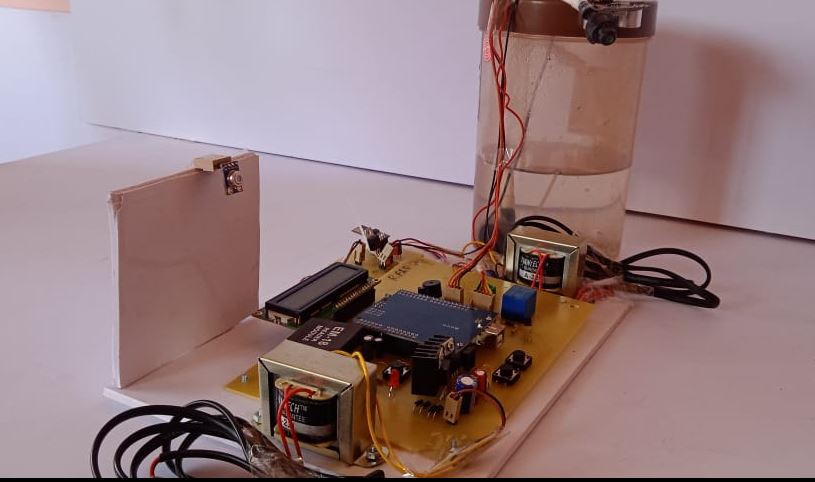 TOUCHLESS ATTENDANCE SYSTEM USING ARDUINO - Electrosal